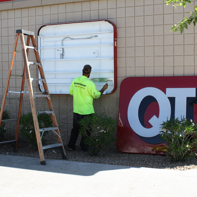Sign Repair & Maintenance | Phoenix, Mesa, Chandler - Western Signs