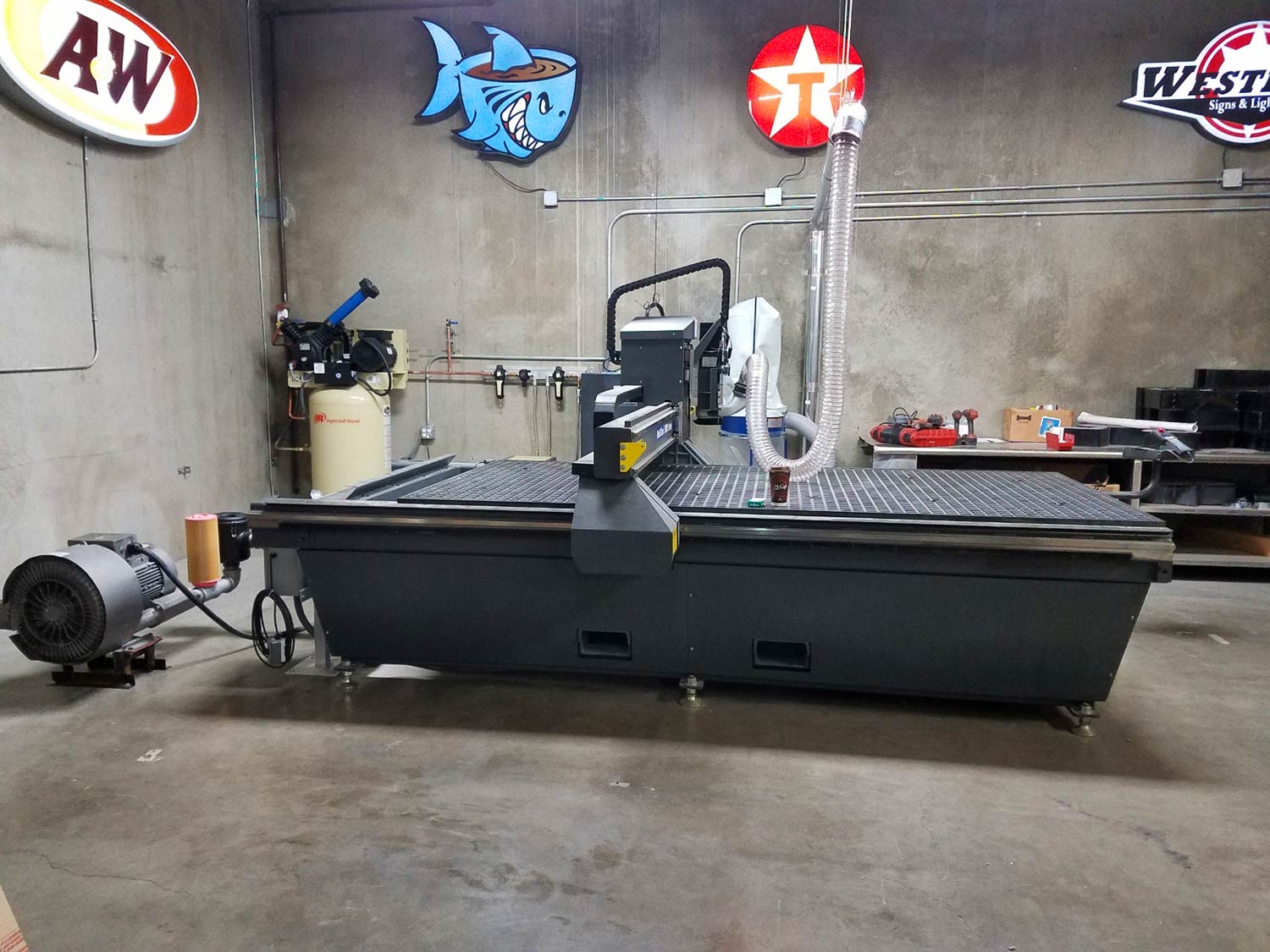 Custom Sign Fabrication | Western Signs & Lighting | Phoenix, Arizona ...